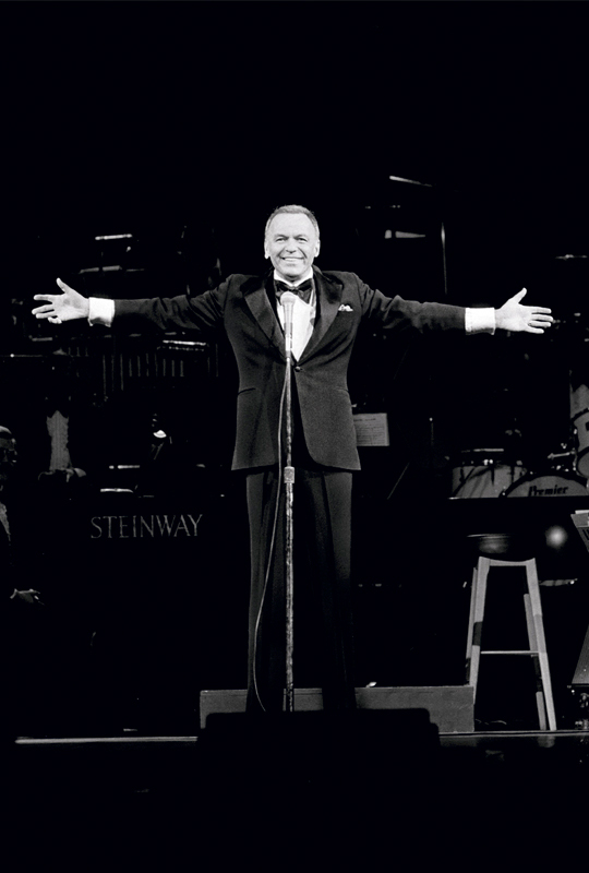 Frank Sinatra Onstage, Arms Open, London, 1989 | San Francisco Art Exchange