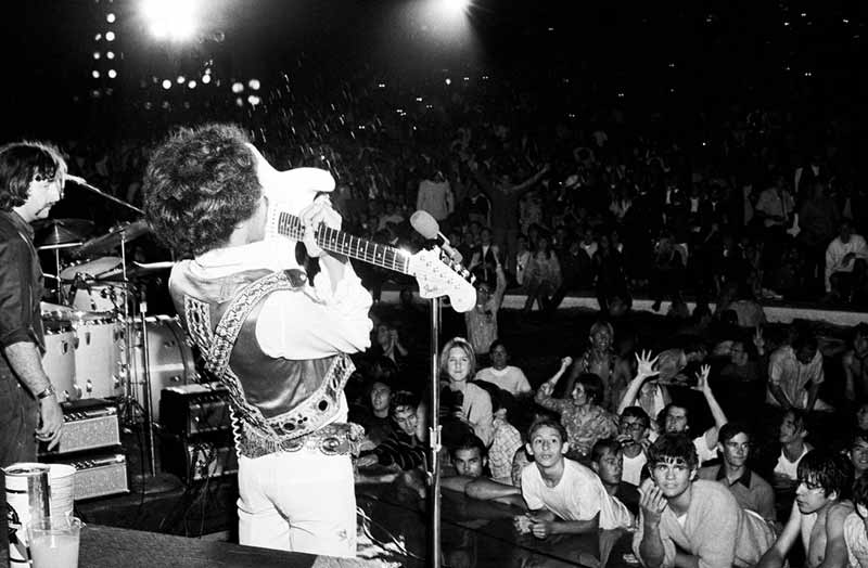 Jimi Hendrix Playing With His Teeth, Hollywood Bowl, Los Angeles, CA ...