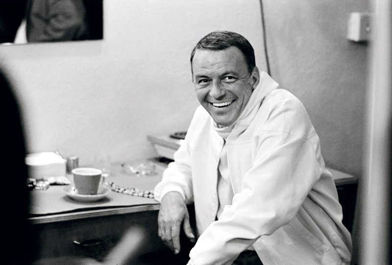 Frank Sinatra Backstage With a Cup of Tea, London, 1989 | San Francisco ...