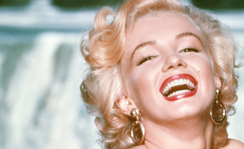 Marilyn Monroe, Niagara Falls Close Up (Color), 1952 | San Francisco ...